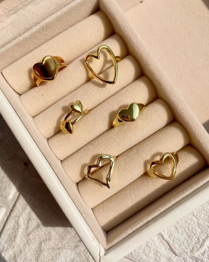 Rings – So Chic Jewels